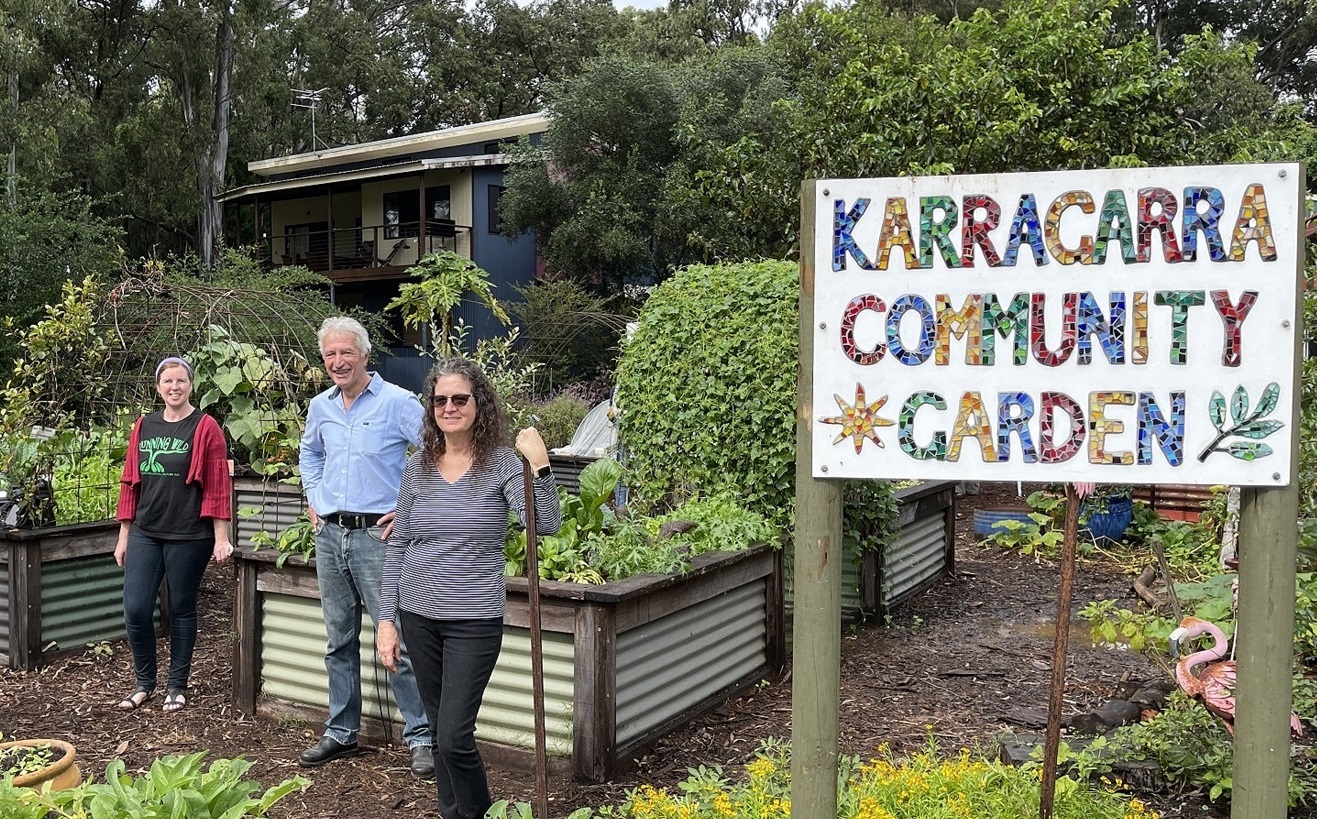 Karragarra compost trial launch sows seeds for food waste recycling ...