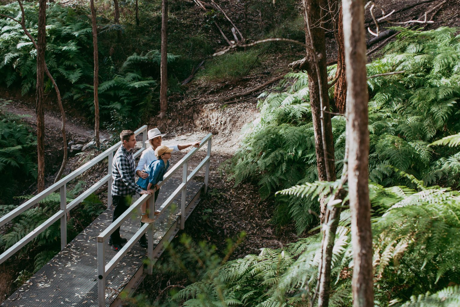 Step out on one of Redlands Coast’s award-winning tracks and trails ...