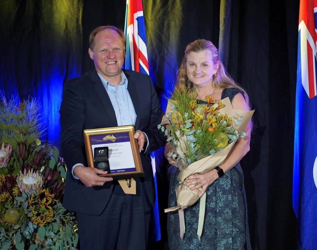 Residents honoured at 2023 Redlands Coast Australia Day Awards - Redlands Coast Today